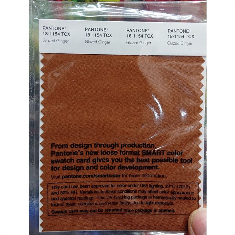 Pantone TCX swatch card
